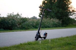 Segway Ninebot F40 Review - Solid Scooter From Trusted Brand
